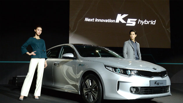[경제]기아차, 신형 K5 하이브리드 출시 | YTN