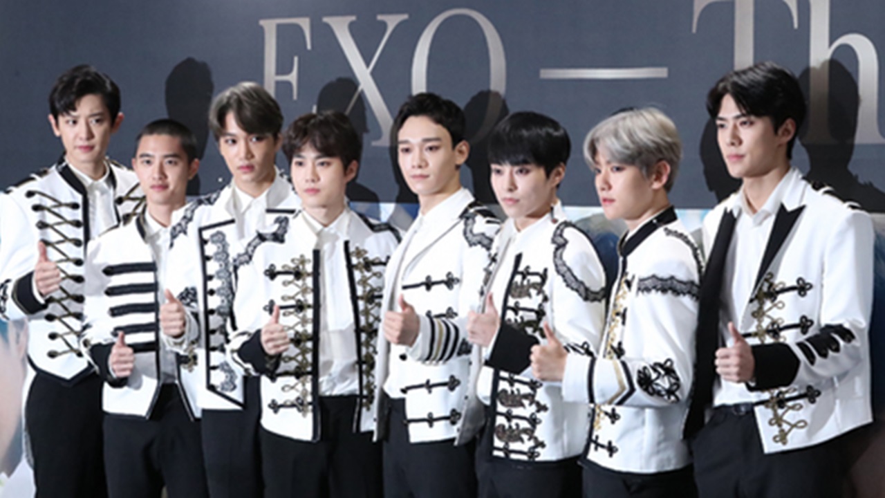 [가요]'2017 MAMA' 엑소, 하이테크 결합 퍼포먼스 공개 | YTN