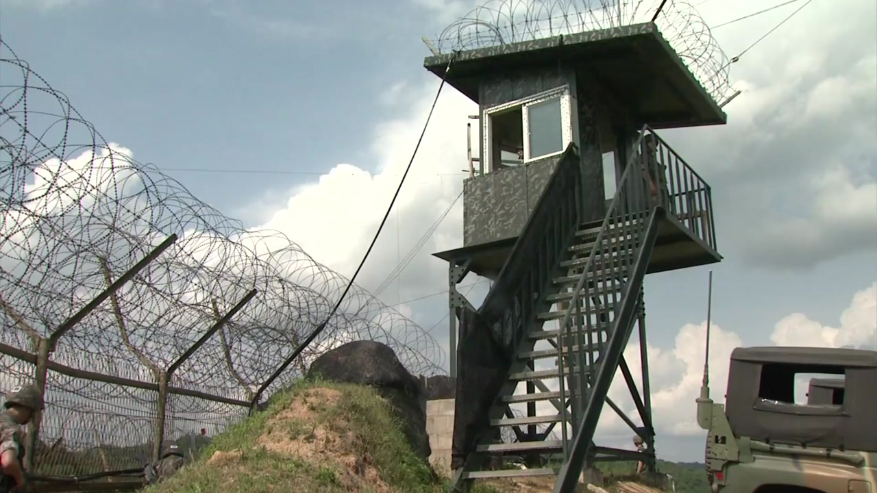 [정치]송영무 "北과 DMZ 감시초소 10개 내외 철수키로" | YTN