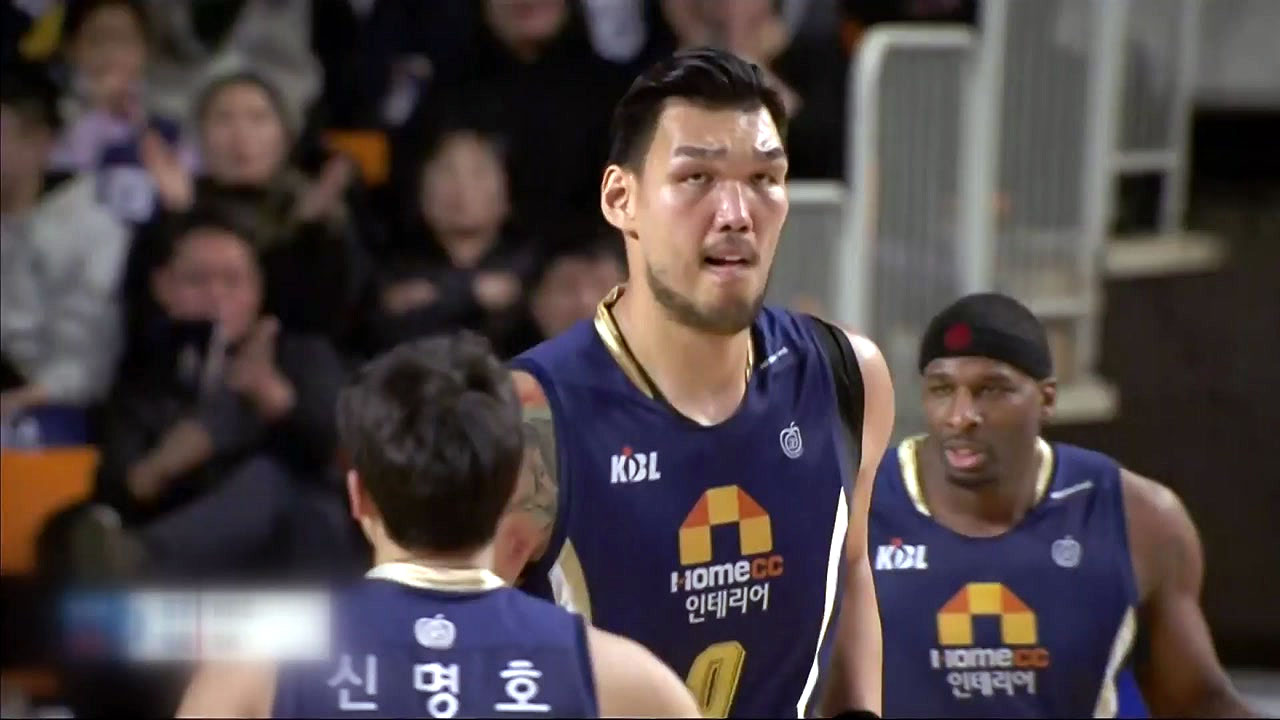 [스포츠]KCC, SK 9연패 몰아넣고 3연승...단독 5위 | YTN