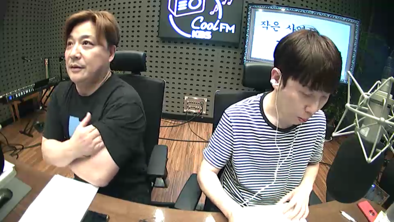 [방송][Y터뷰] 윤정수, KBS서 DJ 활약 이어간다 “축하 문자 4천통..책임감 커” | YTN