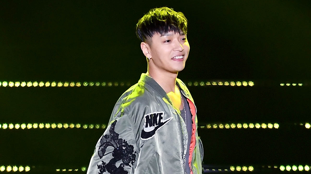 [Y현장] "AOMG 신입 선발, 위험한 시도"... '사인히어' 박재범 나섰다(종합) | YTN