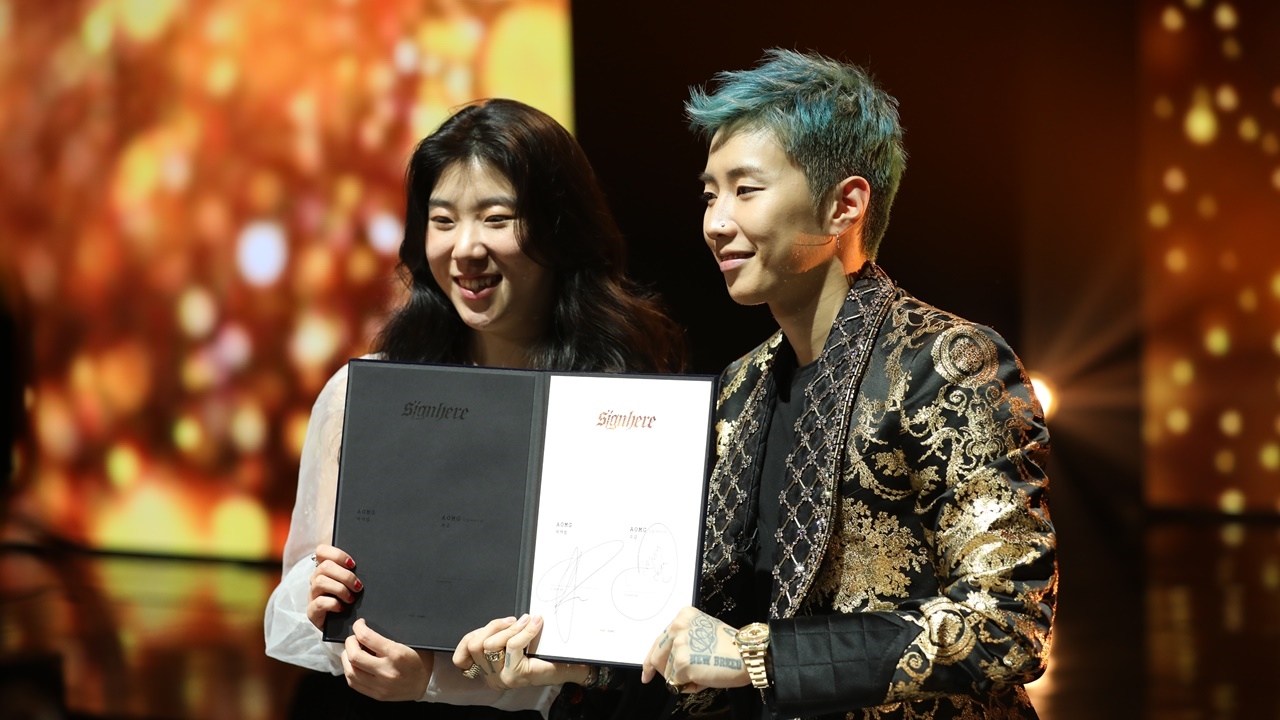 [가요][Y이슈] AOMG가 찾은 '여자 박재범' 소금·후디 | YTN