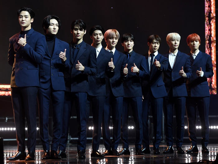 [가요][Y현장] SF9 "슈트 콘셉트, 조지 클루니 자연스러운 섹시함 참고" | YTN