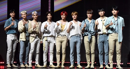 [가요]SF9, FNC엔터와 전원 재계약 체결 (공식) | YTN