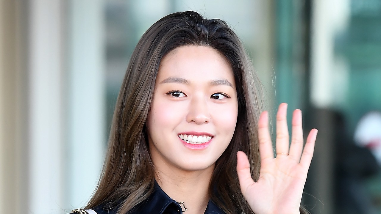 [방송]AOA 설현-FNC 엔터, 재계약 여부 두고 논의 중 | YTN