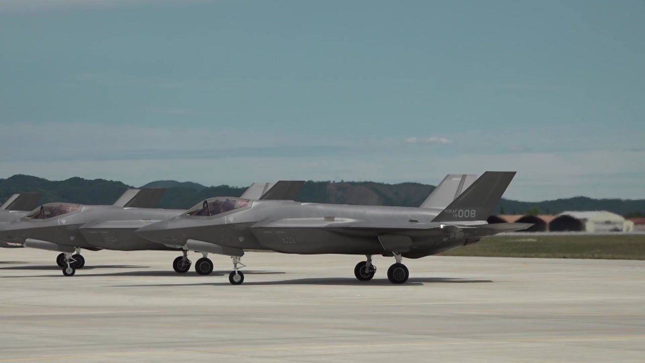 [정치]한미, F-35 연합훈련 최초 실시...北 "전쟁날 위험한 정세" | YTN