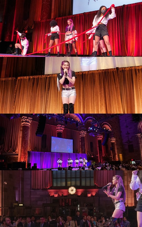 [가요]알렉사, 한미 수교 140주년 기념 페스티벌서 팬 사인회 | YTN