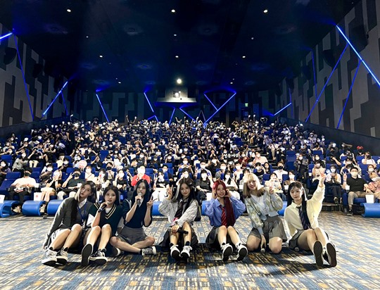 [가요]JYP 신인 엔믹스, 팬들과 특별한 만남 성료 | YTN