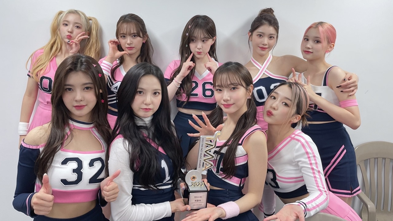 [가요]케플러, '2022 TMA'서 '핫티스트상' 수상 | YTN