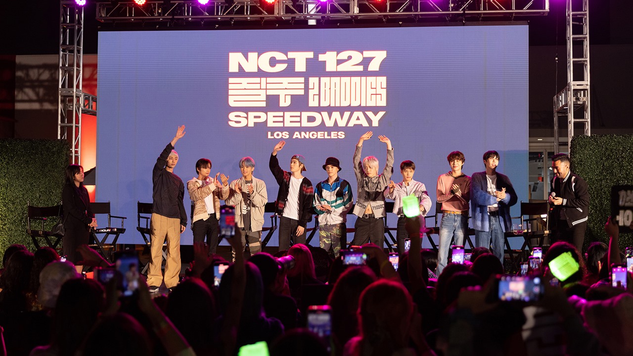 [가요]NCT 127 美 팬 이벤트 성황…현지 5천여 팬 운집 | YTN