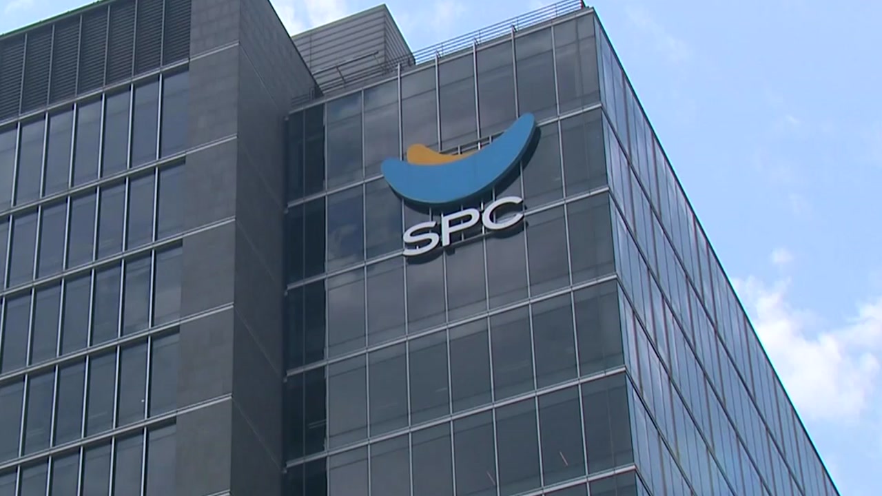 [사회]檢, '계열사 부당지원·배임 혐의' SPC 압수수색...총수 일가 정조준 | YTN