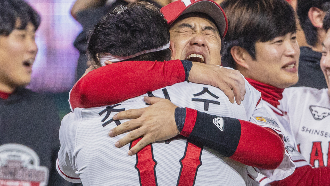 [스포츠]SSG, KBO리그 40년 새역사...무결점 '와이어 투 와이어' 우승 | YTN