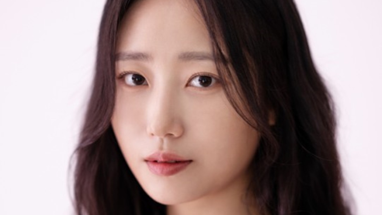 [방송]류아벨 측 "개인 SNS, 해외에서 해킹 당해…해결 위해 노력 중"(전문) | YTN