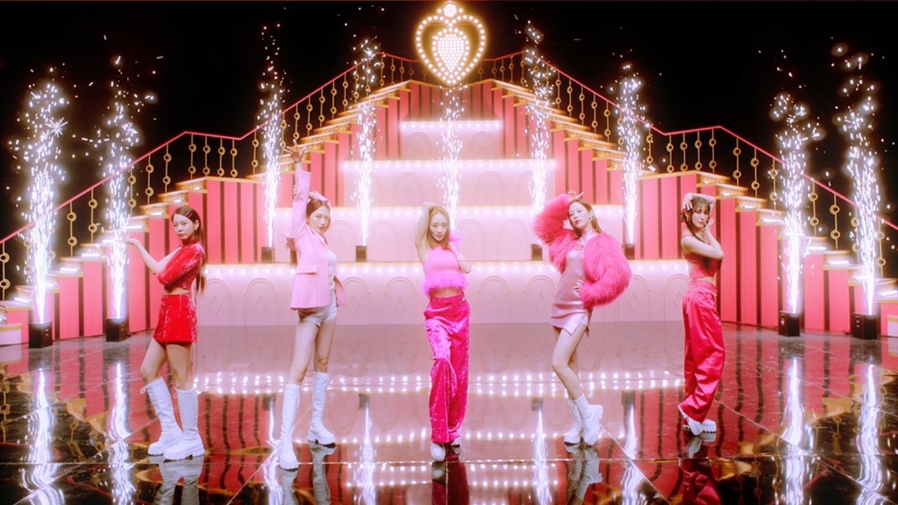 [가요]카라 신곡 'WHEN I MOVE' 뮤직비디오 티저…파워풀 퍼포먼스 기대감 | YTN