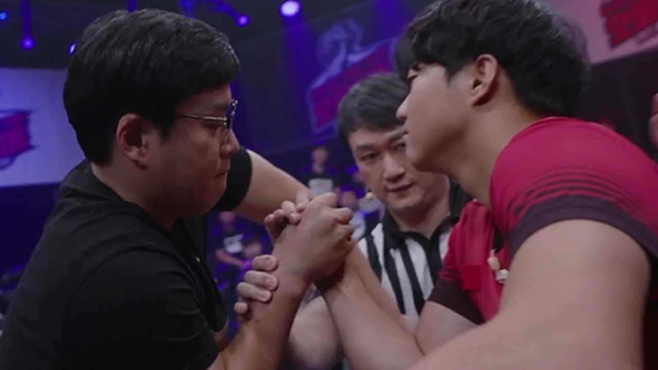 [방송]'오버더톱' 충격에 휩싸인 녹화 현장…본선 2R 이변 속출 | YTN