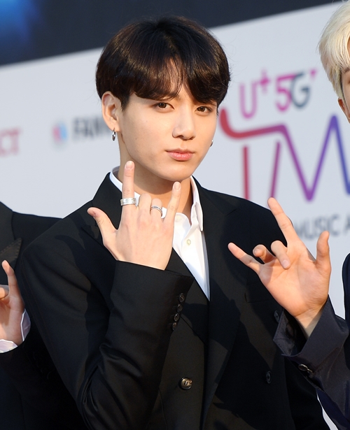 [가요]BTS 정국 탔던 차량, 경매서 12억 원에 낙찰 | YTN