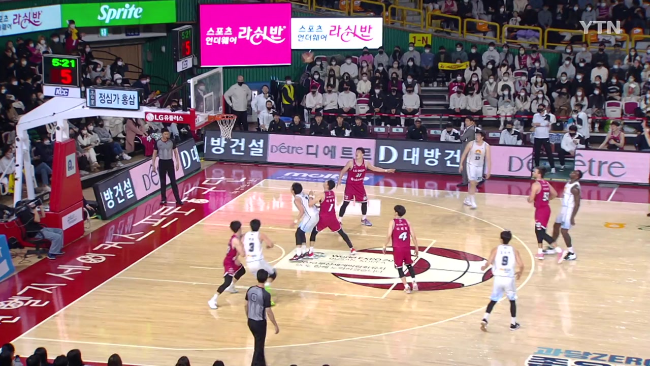 [스포츠]허웅·라건아 나란히 23득점...KCC 3연승 | YTN