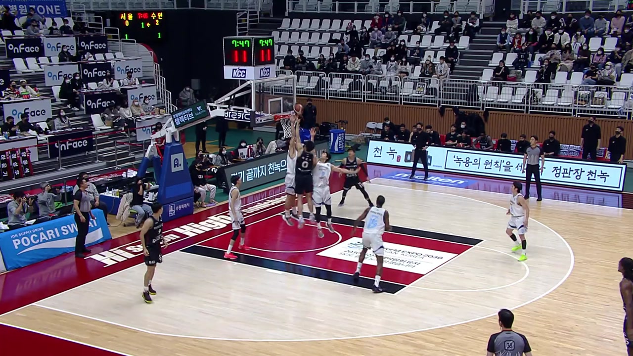 [스포츠]'하윤기 23점' kt, 4연승 질주...삼성 4연패 | YTN