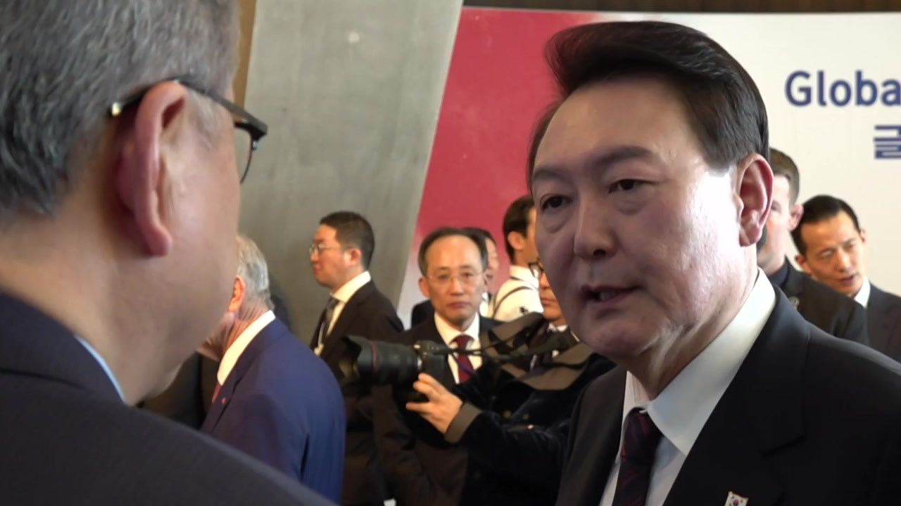 [정치]尹 "점심이라도 모시는 게 1호 영업사원 도의"...글로벌 CEO 오찬 | YTN