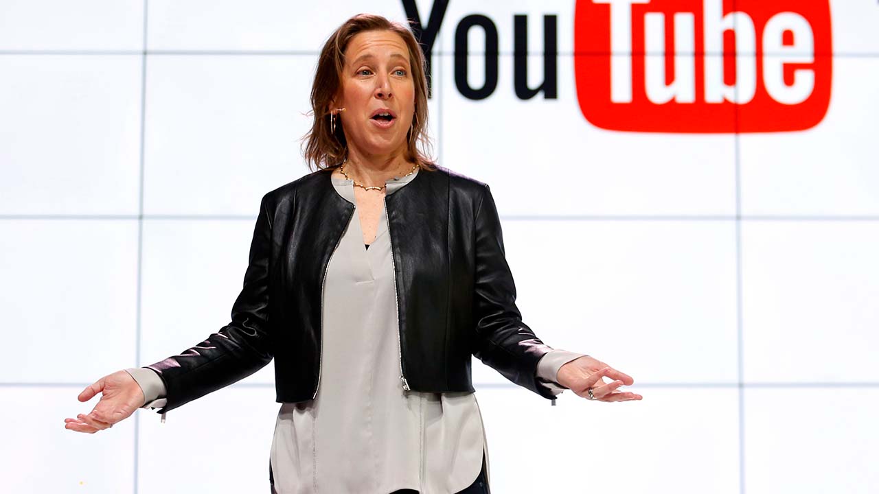 [국제]유튜브 CEO 워치스키 사임 발표..."가족·건강에 집중" | YTN