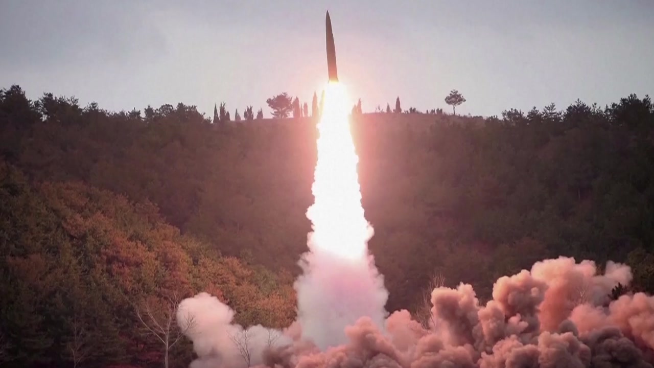 [정치]北, 한일정상회담 당일 ICBM 도발..."화성-17형 추정" | YTN
