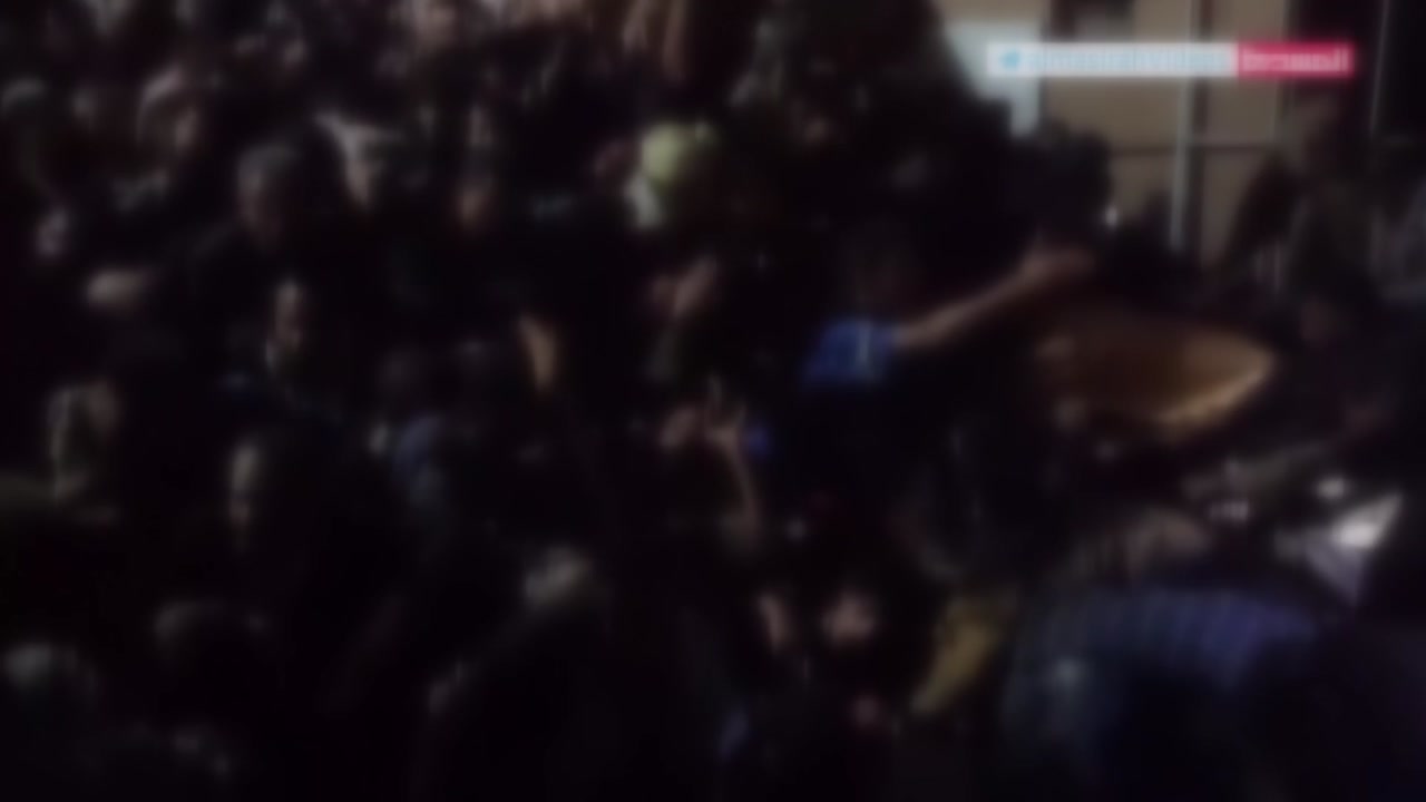 [국제]예멘, 구호품 받으려 몰린 인파..."최소 78명 압사"·"300여 명 부상" | YTN