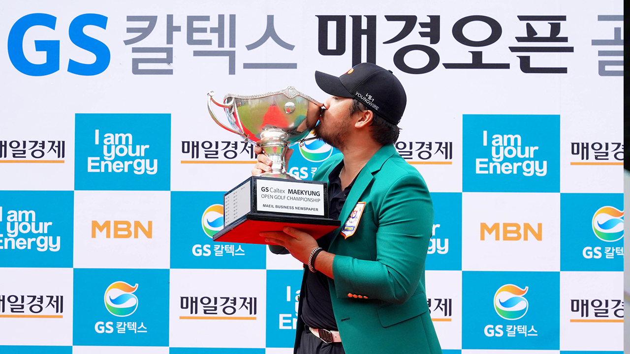 [스포츠]장타 1위 정찬민, GS칼텍스 매경오픈에서 생애 첫 우승 | YTN