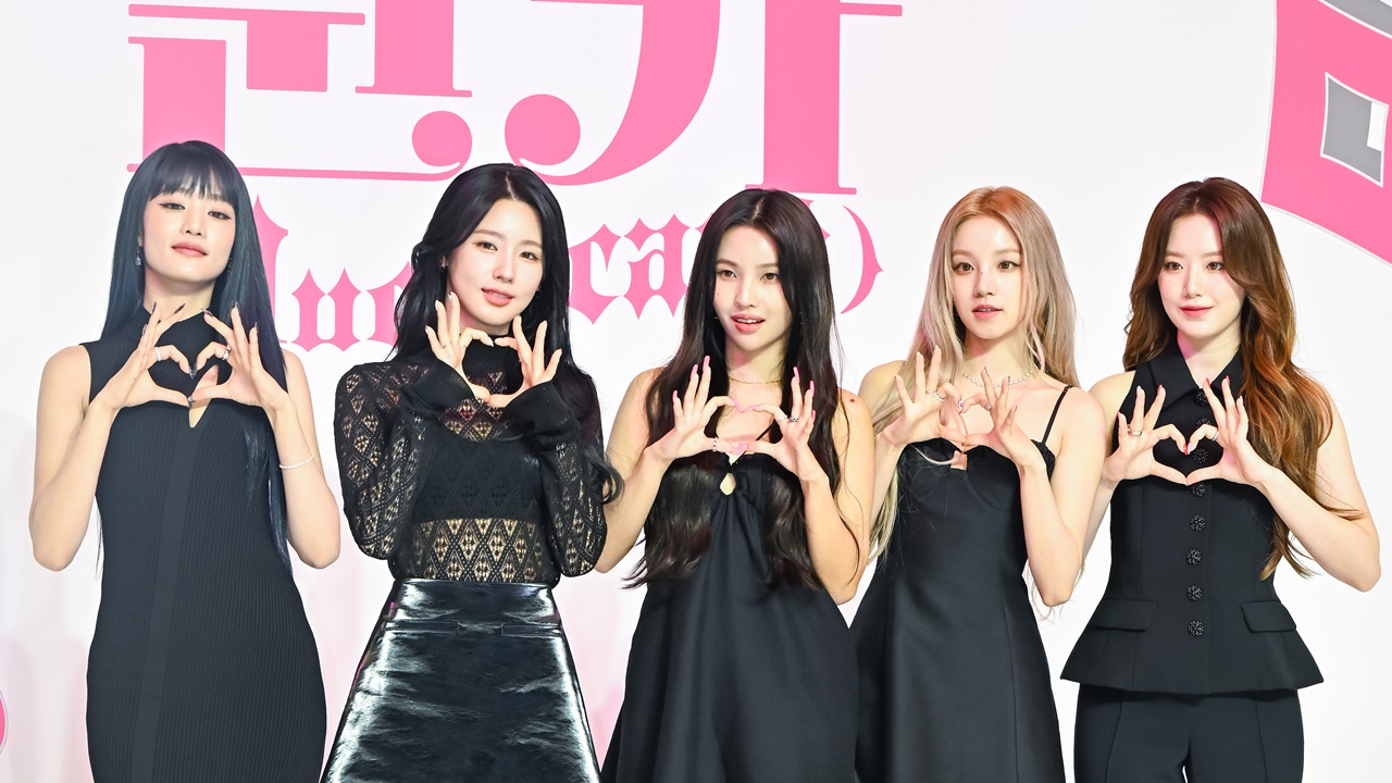 [Y현장] (여자)아이들 필승 코드 "날 사랑하자", Y2K 형식에 담아 컴백 (종합) | YTN