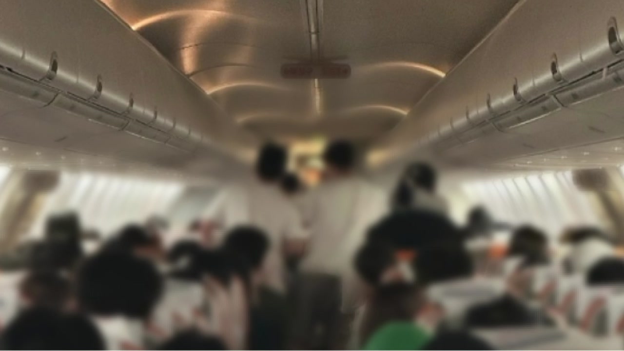 [사회]'비행기 비상문' 여는 승객들...심신미약 주장 시 감형? [Y녹취록] | YTN