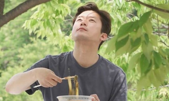 [방송][Y피플] '아나운서계 기안84' 김대호, 대세 비결은? | YTN