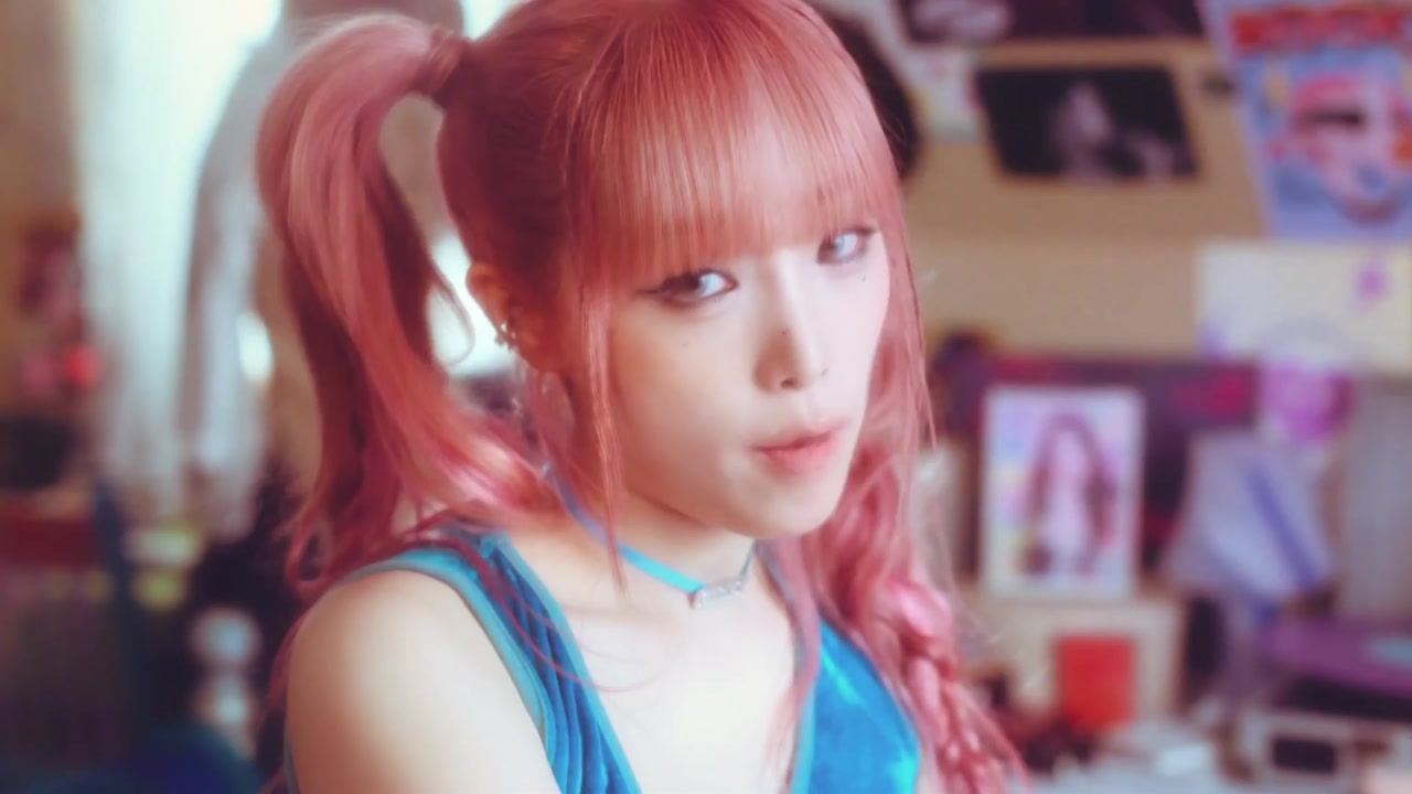 [문화]최예나 신곡 MV, 팝스타 로드리고 베끼기 논란 | YTN