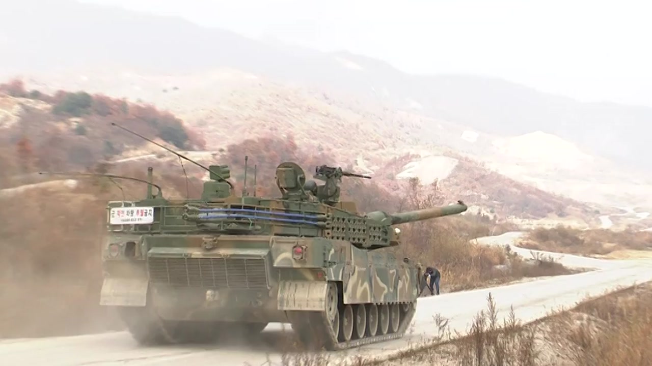 [정치][뉴스라이브] 최대 규모 ADEX 2023...'K-방산' 현주소는? | YTN