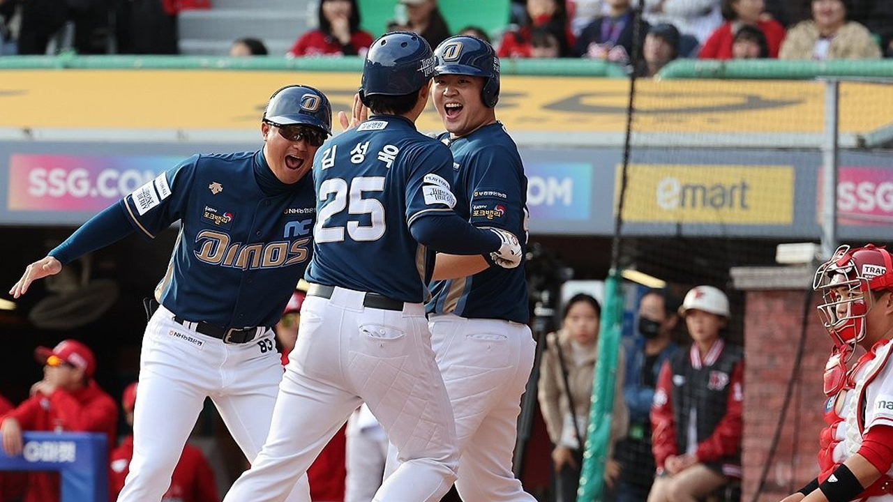 [스포츠]'대타 김성욱 2점 홈런' NC, 준PO 1차전 승리 "PO 87% 확률 잡았다" | YTN