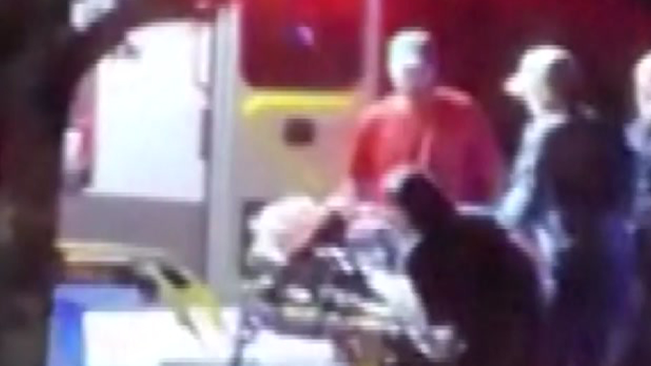 [국제]미 메인주 총기 난사 "최소 22명 사망·60명 부상"...용의자 공개 수배령 | YTN