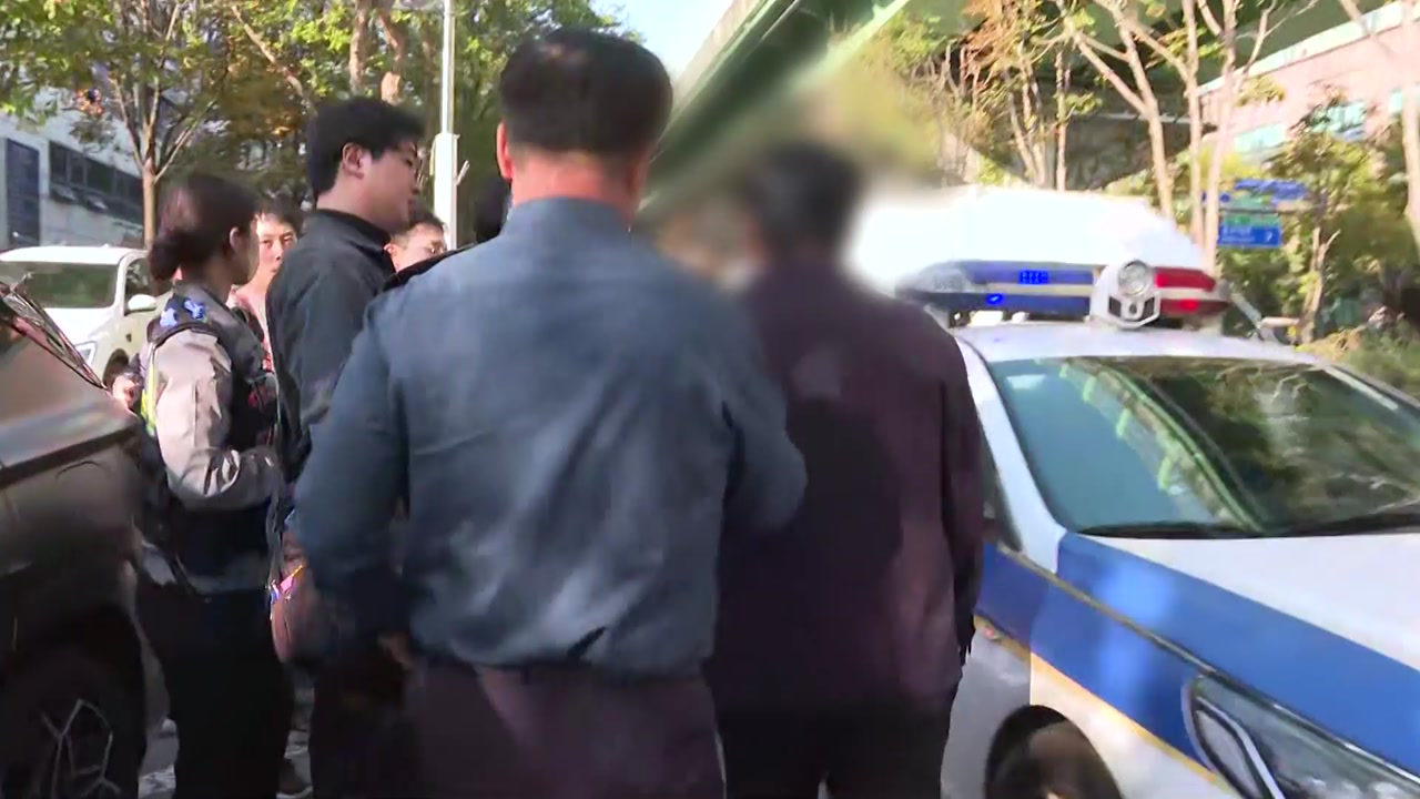 [사회]'수원 전세 사기' 임대인 일가 본격 소환 조사...피해액 500억 원 | YTN