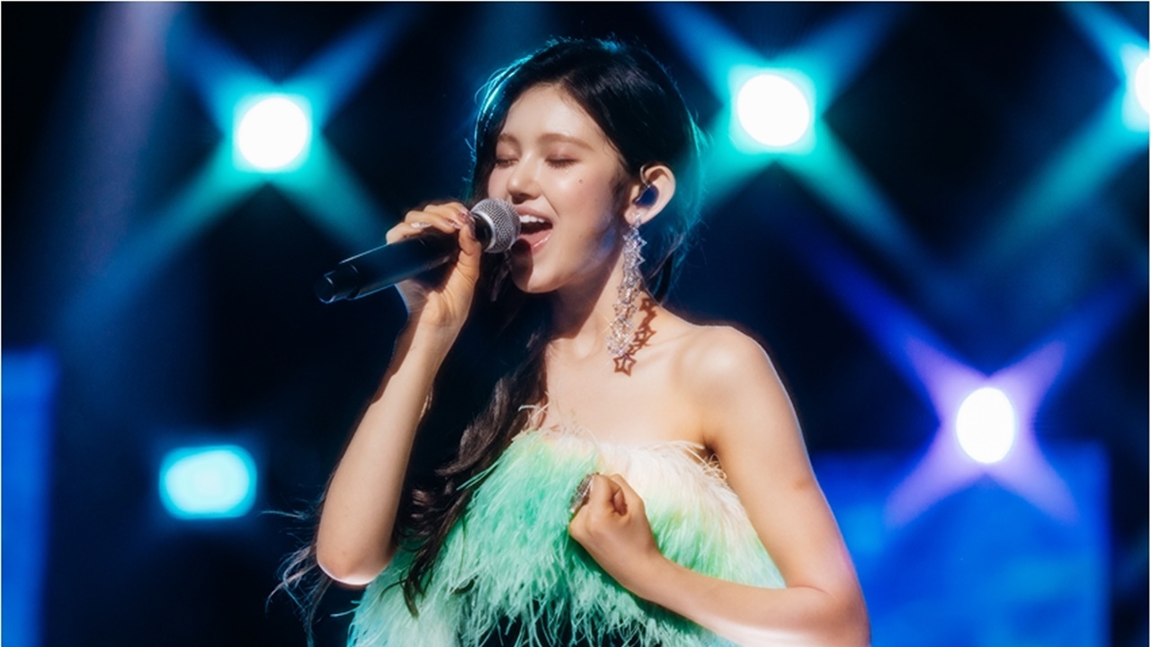 [가요]"에리얼의 실사화"…뉴진스 다니엘, '인어공주' OST 라이브 최초 공개 | YTN