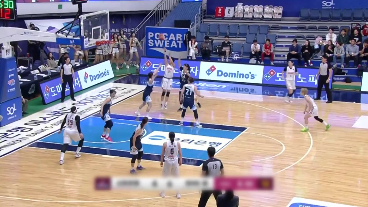 [스포츠]'진안 25점 12리바운드' BNK, 신한은행 꺾고 첫 승리 | YTN