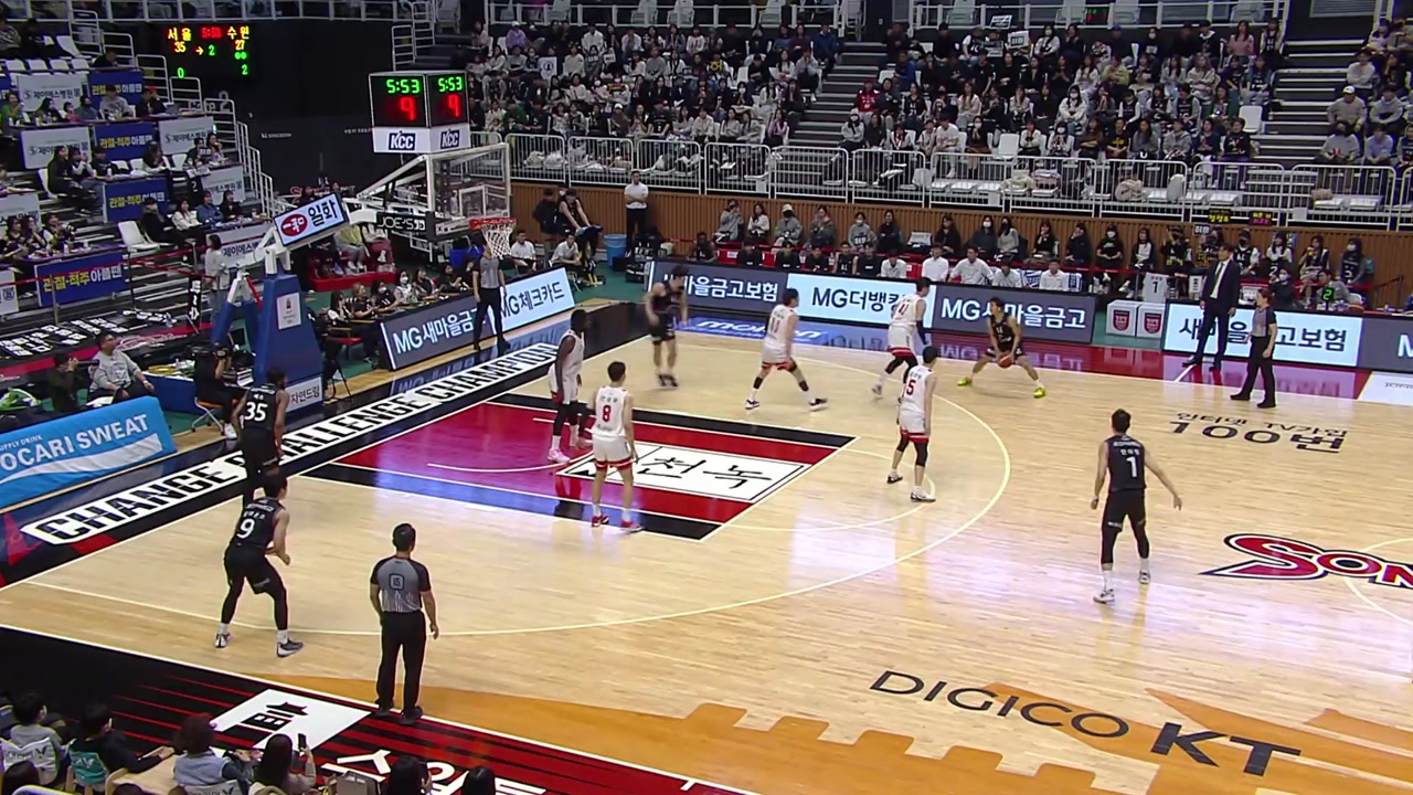 [스포츠]'허훈, 복귀전 26득점' kt, SK에 완패 | YTN