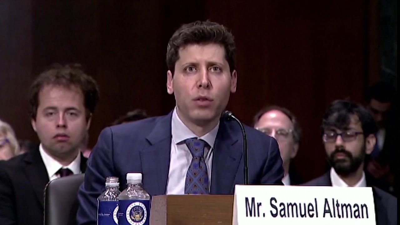 [국제]‘챗GPT 아버지' 올트먼 오픈AI CEO서 해임...새 스타트업 추진? | YTN