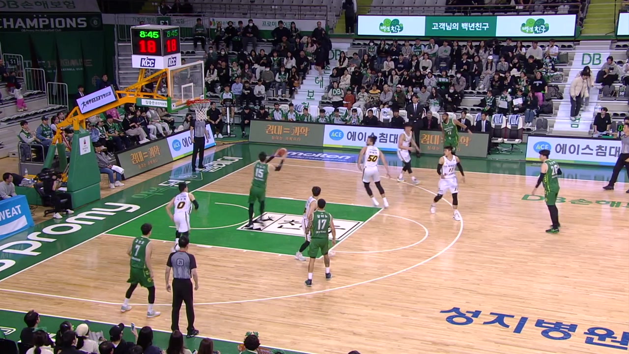 [스포츠]'로슨·김종규 더블더블' DB, LG 꺾고 4연승...KB, 공동선두 복귀 | YTN