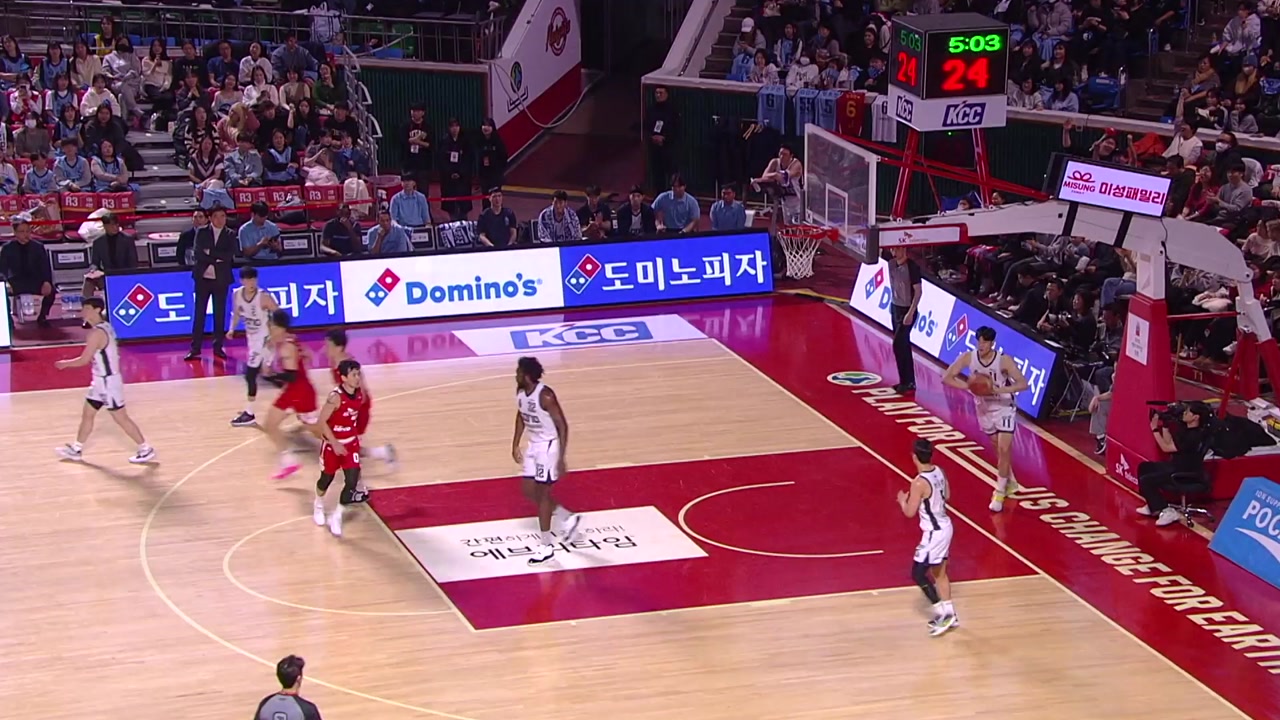 [스포츠]서울 SK, 3점슛 3개였지만 강력한 압박수비로 소노에 완승 | YTN