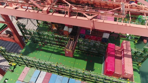 [방송]‘고딩엄빠2’ 이예서 남친 母 “아이를 낳든 말든…” 발언에 3MC 분노 | YTN