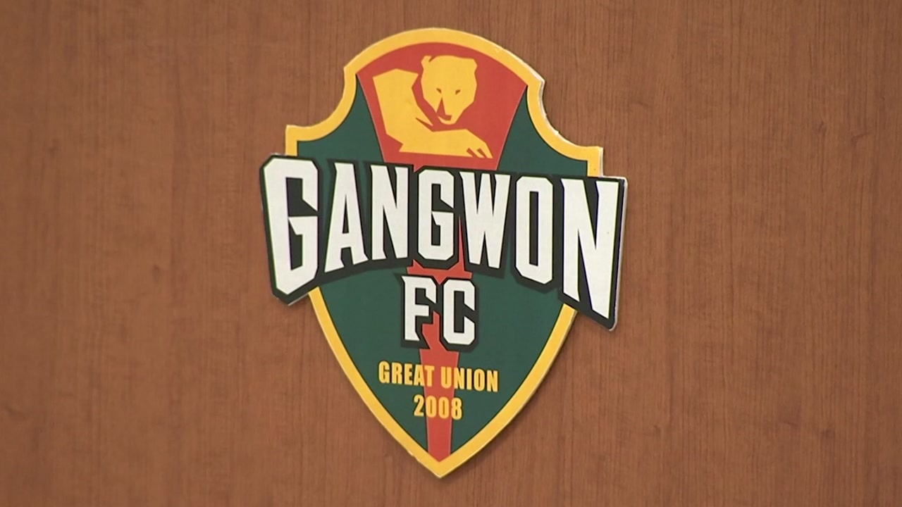 [전국]술 취한 여성 성폭행...前 강원 FC 선수 2명, 징역 7년 | YTN