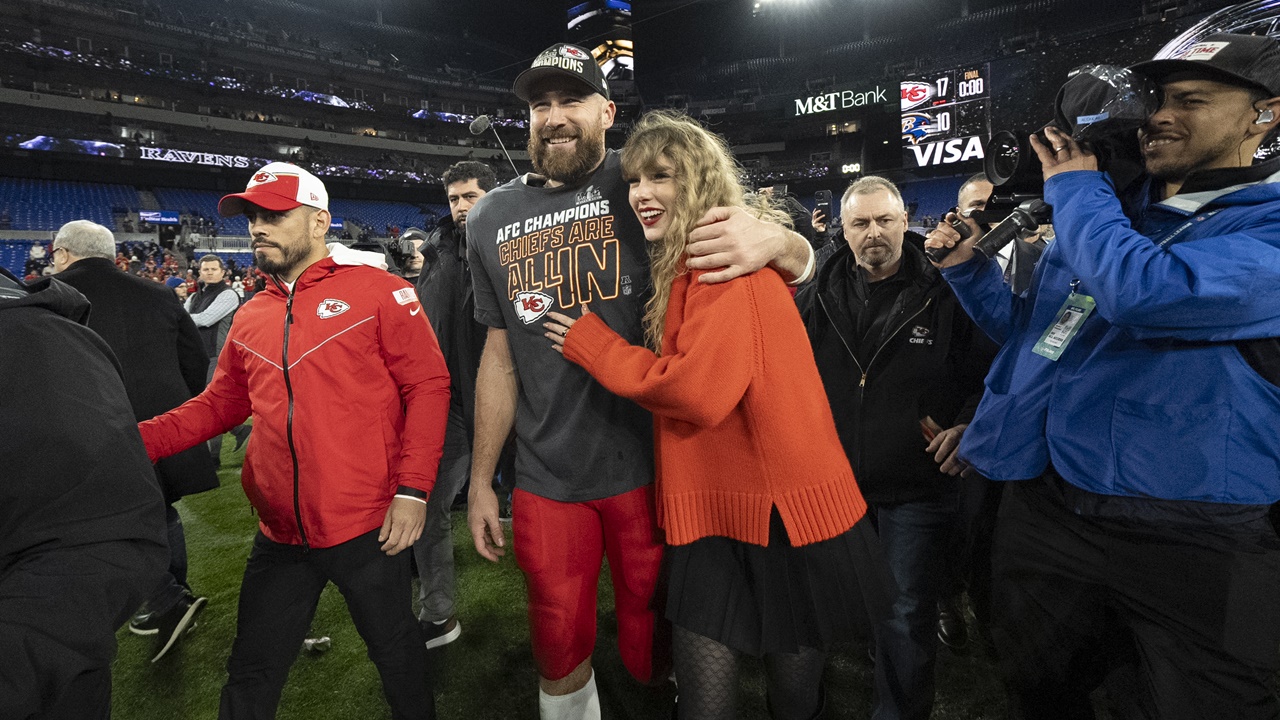 [국제]NFL 슈퍼볼, 우승팀보다 주목받는 스위프트 행보…도박까지 등장 | YTN