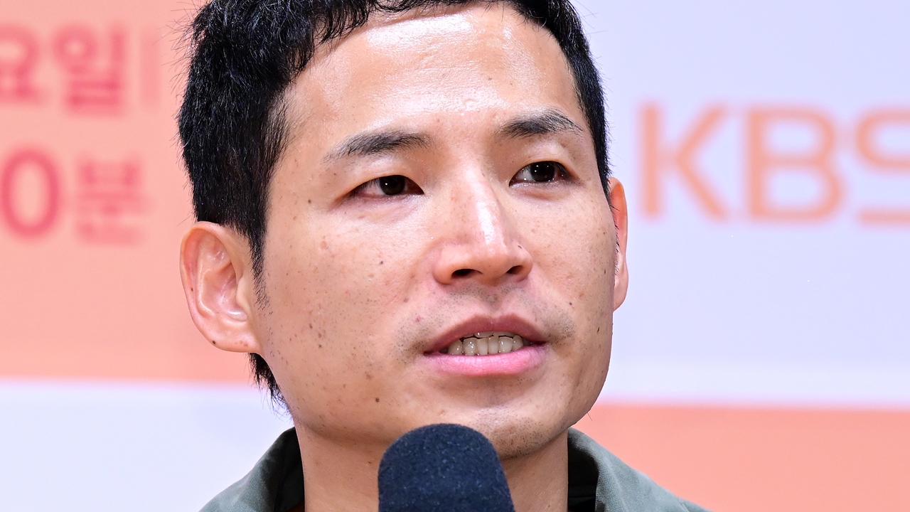 [방송]폐지된 '홍김동전’ 박인석 PD, ENA서 스포츠 예능 론칭 | YTN