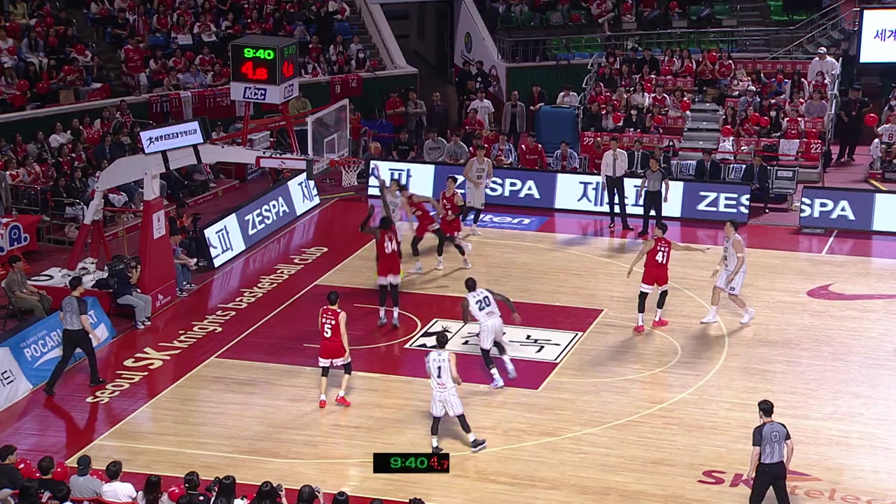 [스포츠]KCC, 6강 플레이오프 2연승...4강 PO '성큼' | YTN