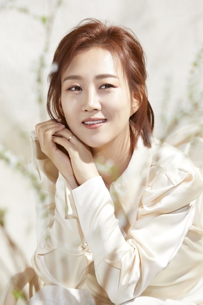 [가요]장윤정, 오늘(20일) 데뷔 25주년…9월 콘서트·예능 병행 | YTN