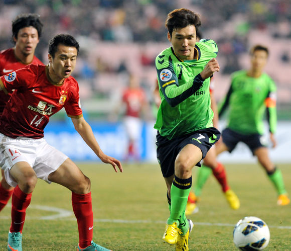 [축구]외신, "광저우, 전북과 함께 하는 힘든 ACL 조편성" | YTN