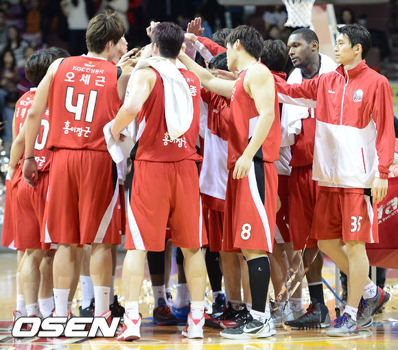 [스포츠종합][사진]연패탈출 KGC,'6강 향해 가자' | YTN